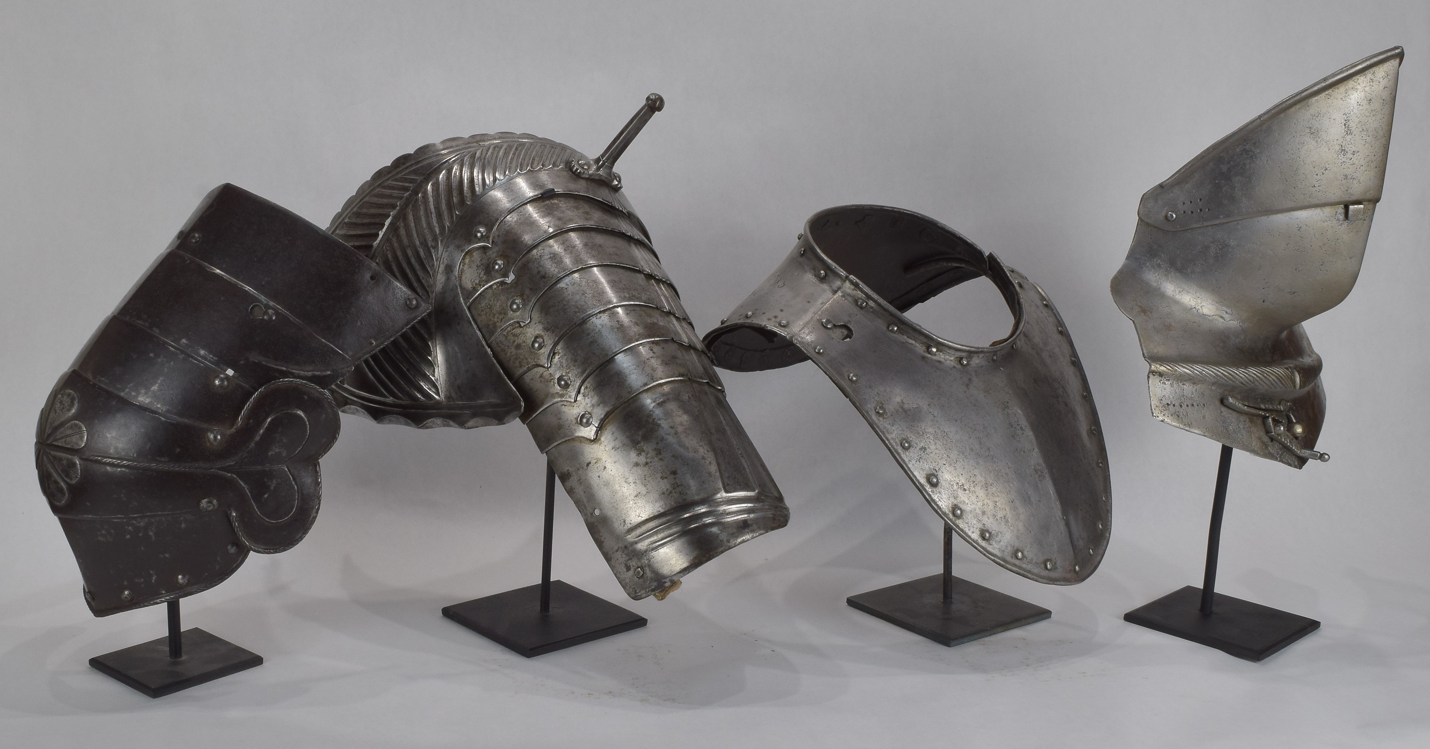 Metal stands and armatures for armor